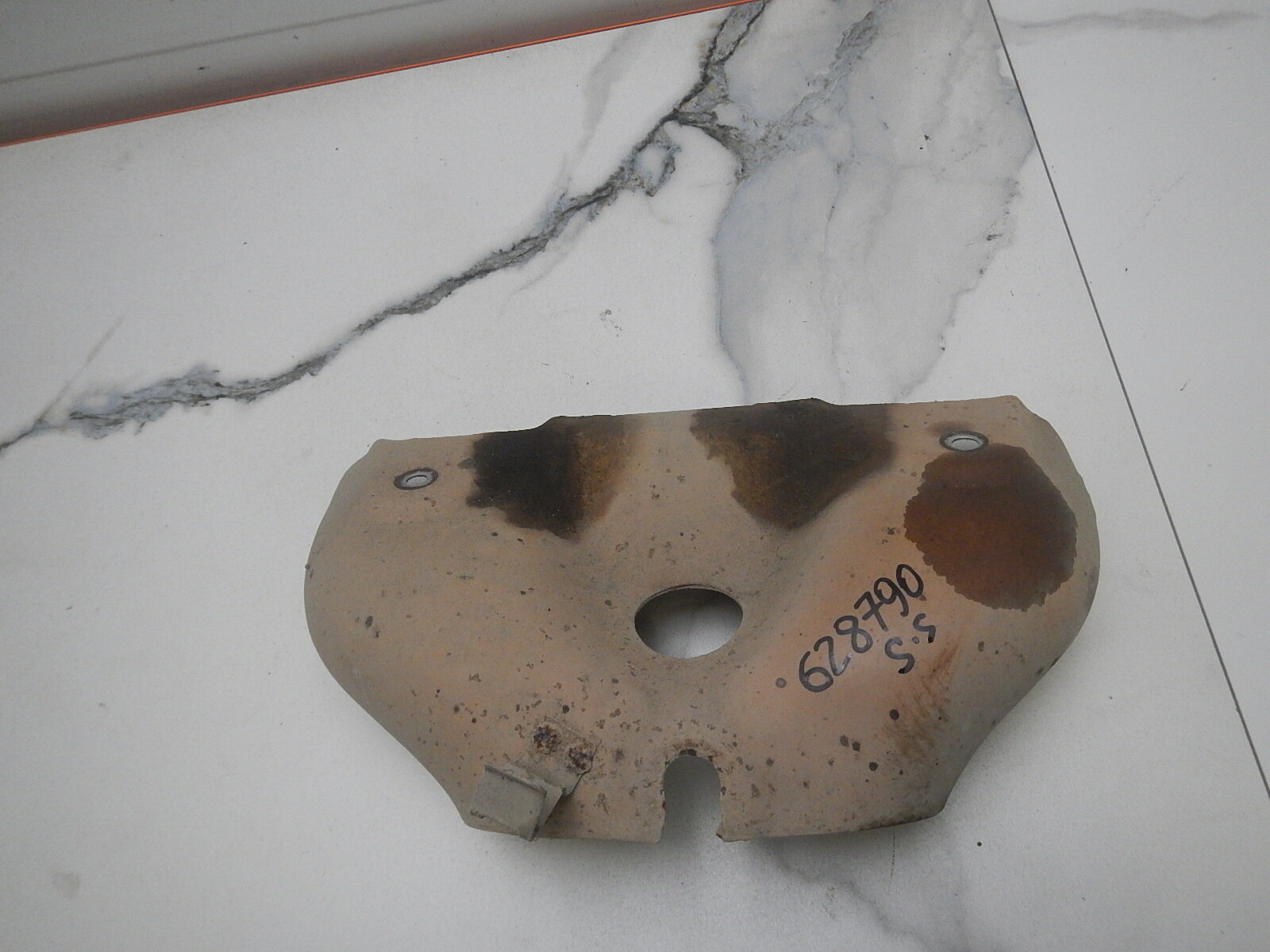 Б/У Экран тепловой, Hyundai (Хендэ)-SOLARIS (10-) HYUNDAI SOLARIS (10-) Без видимых повреждений 628790 Hyundai-KIA арт. ...