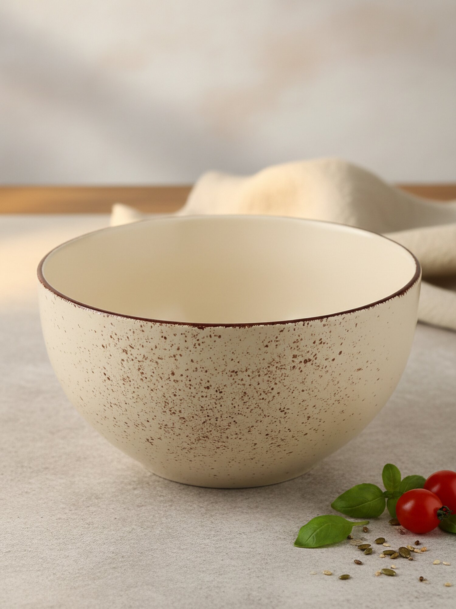 Салатник керамический Domenik OH! SPLASH бежевый, 0.7 л, 14 см, круглая глубокая миска для сервировки стола, DMD184.