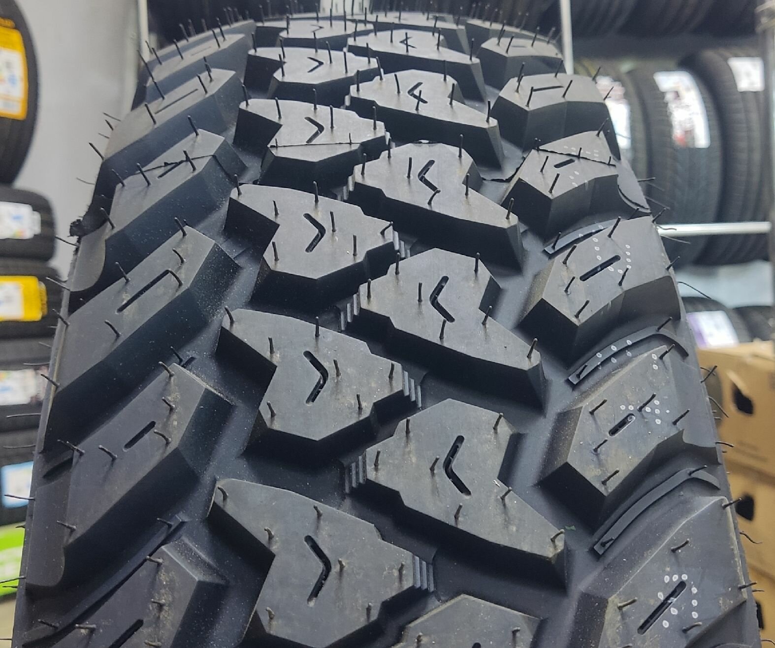 R-16 265/70 Sailun TERRAMAX M/T 121/118Q LT