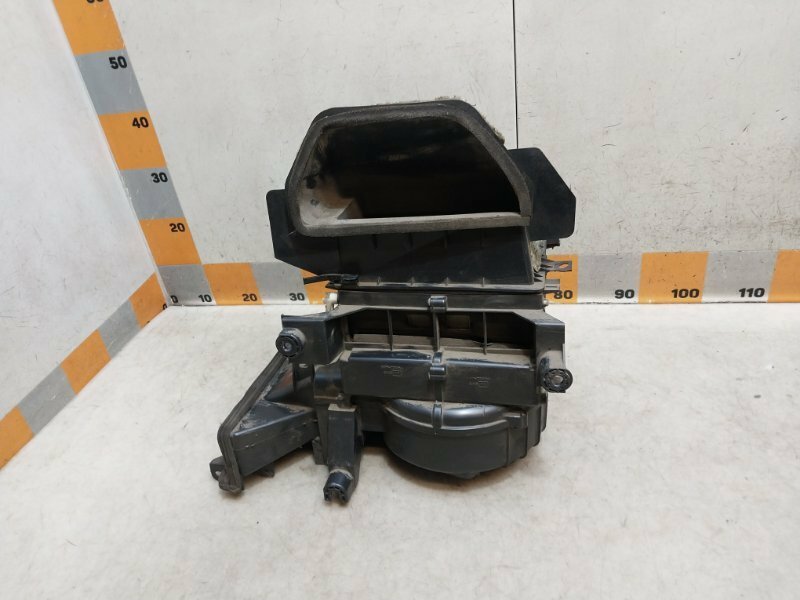 Б/У Корпус печки, печка, с кондиционером, под моторчик, правый руль Корпус отопителя Mitsubishi Airtrek 2002 CU2W 489313 MI...