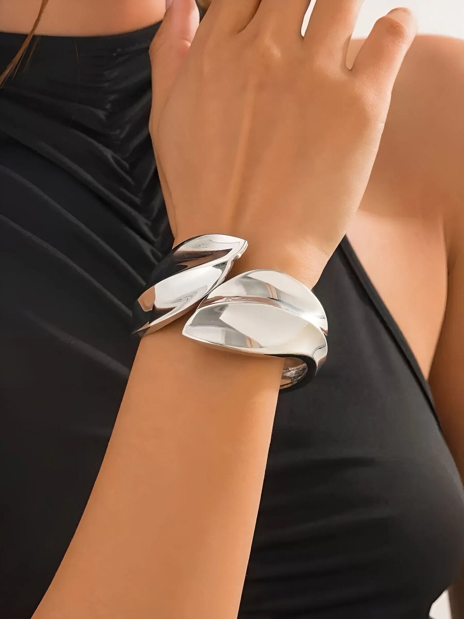 Браслет-манжета