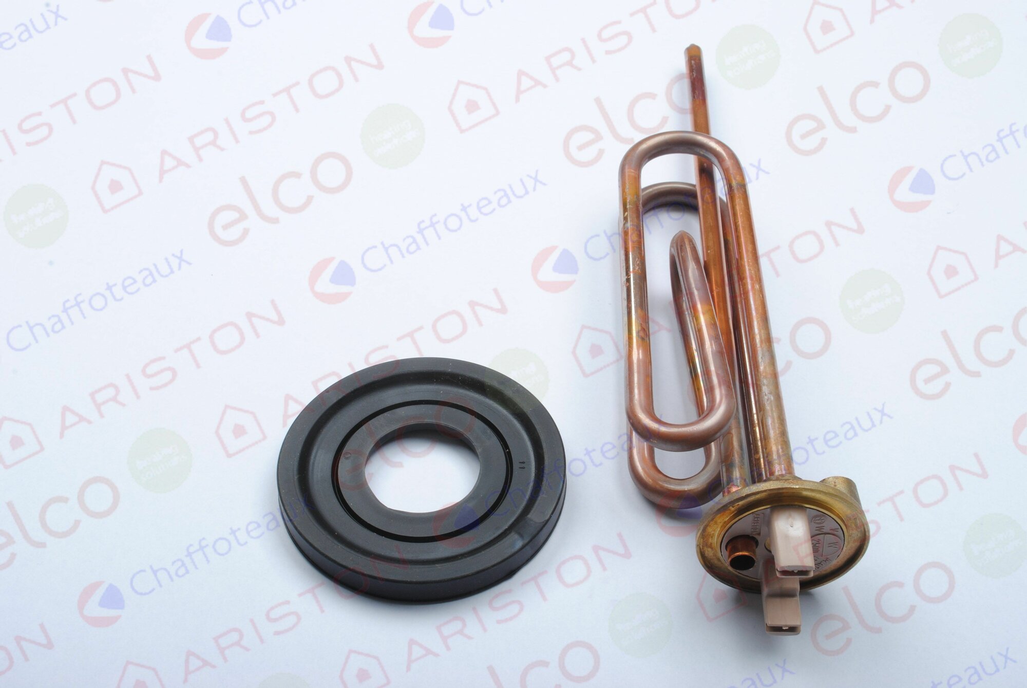 Нагревательный элемент 2500W 220-240V Ariston