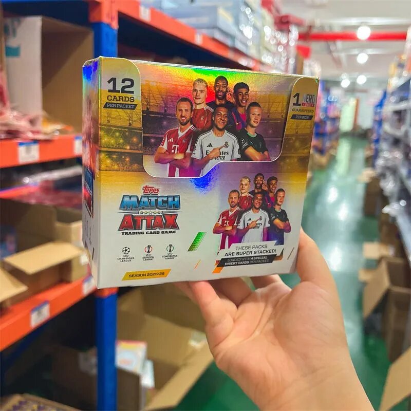 2026 Topps Match Attax Full Box Лиги чемпионов содержит 32 упаковки (384 карточек)