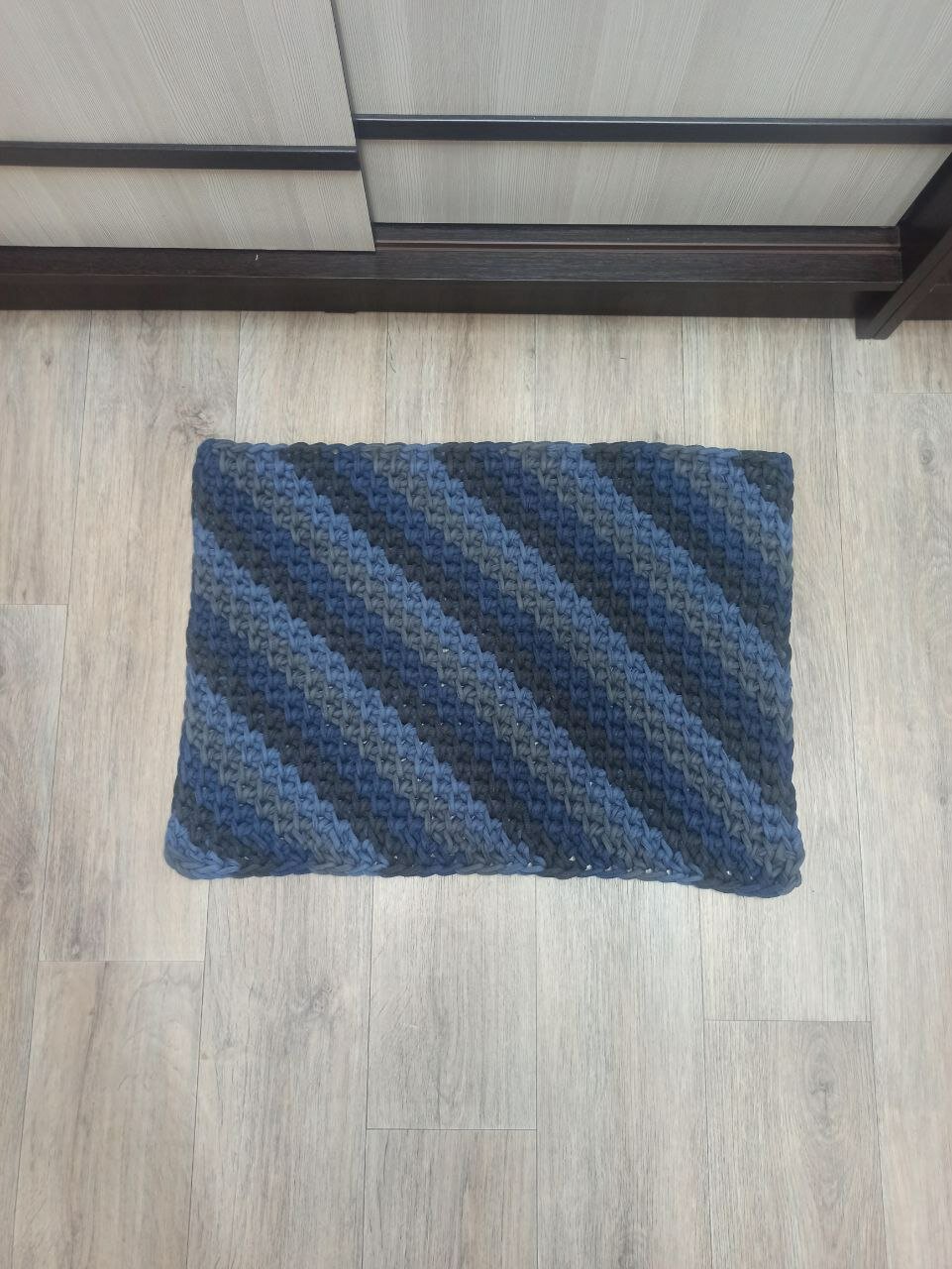 Эко коврик. Вязаный хлопковый ковер, ручной работы для гостиной, спальни, детской, прихожей, ванной и бани.