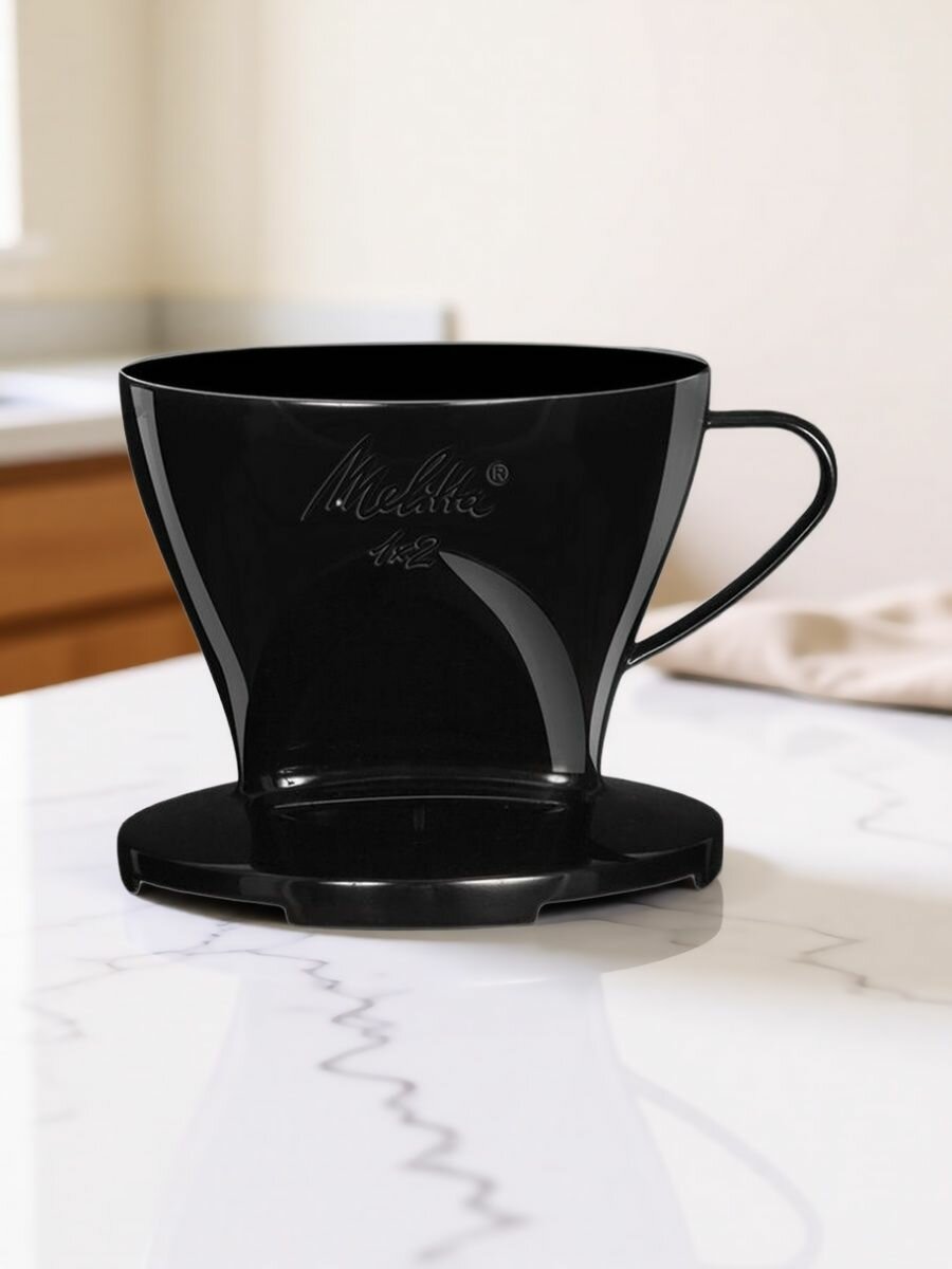 Многоразовый пластиковый фильтрконус Melitta Coffee Standard (Размер 2) для приготовления 2 чашек кофе, с боковым отверстием.