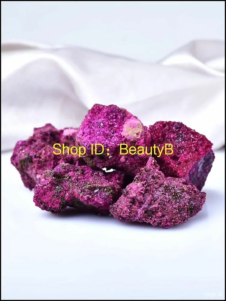 Натуральный необработанный камень "рубин", не прошедший обработку (20-30г 3шт)