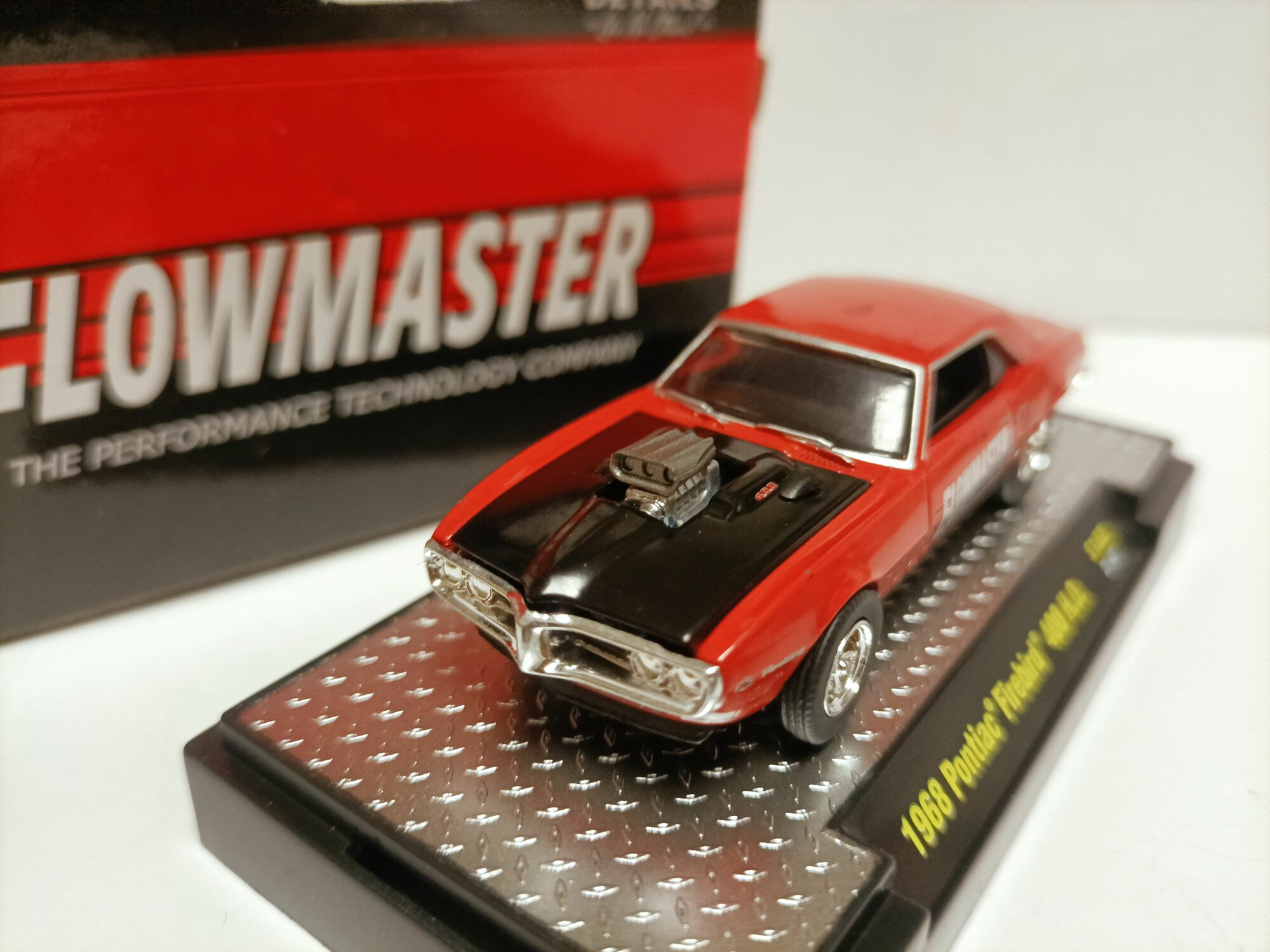 M2 1:64 Pontiac Firebird 1968 Двухдверный мускул-кар Модель