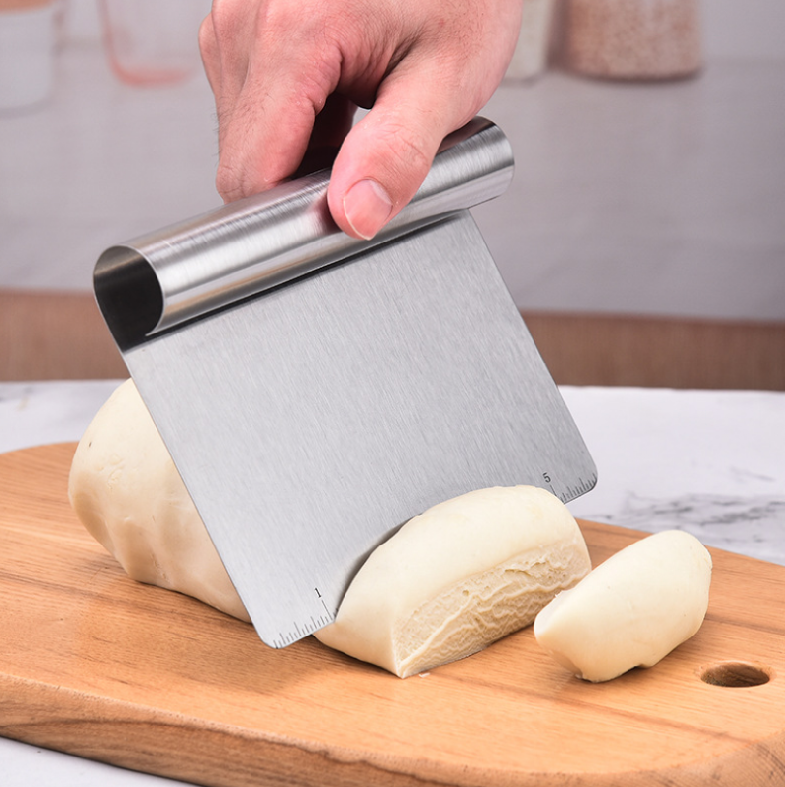 Мерный металлический нож-разделитель для теста MyPads Y550811 из нержавеющей стали с эргономичной ручкой