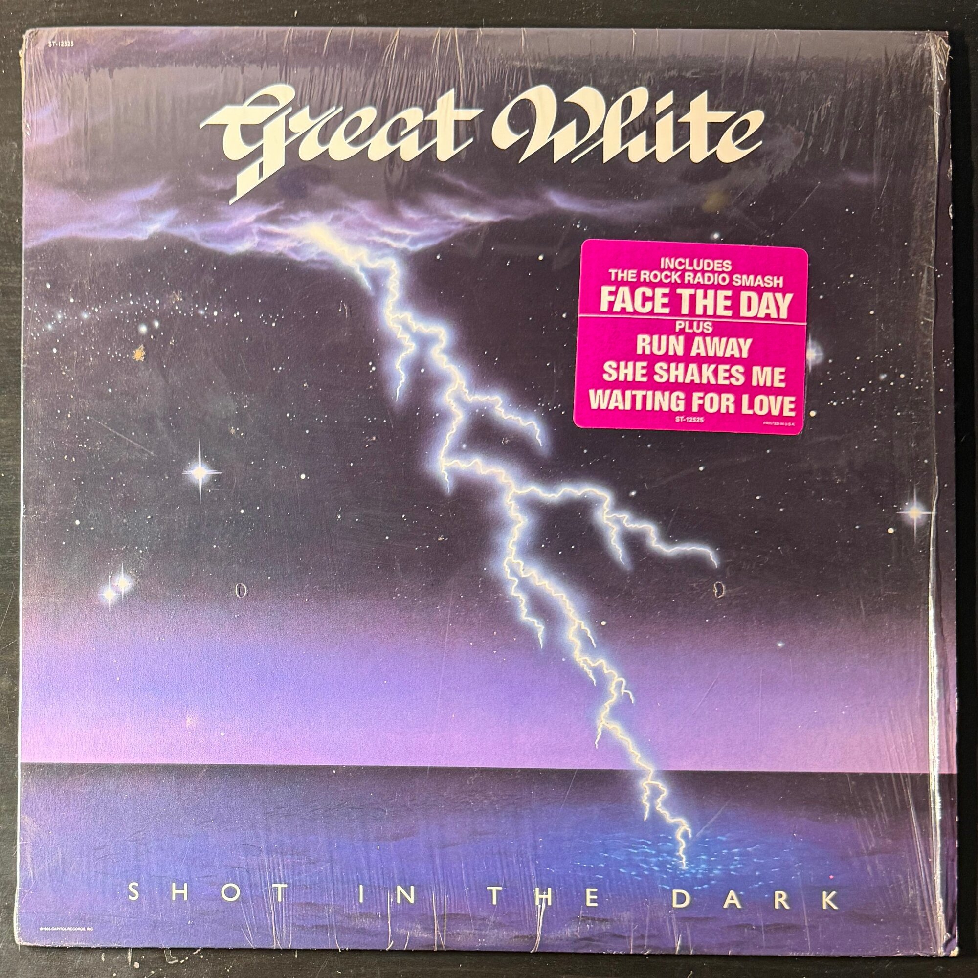 Виниловая пластинка Great White Shot In The Dark (США 1986г.)