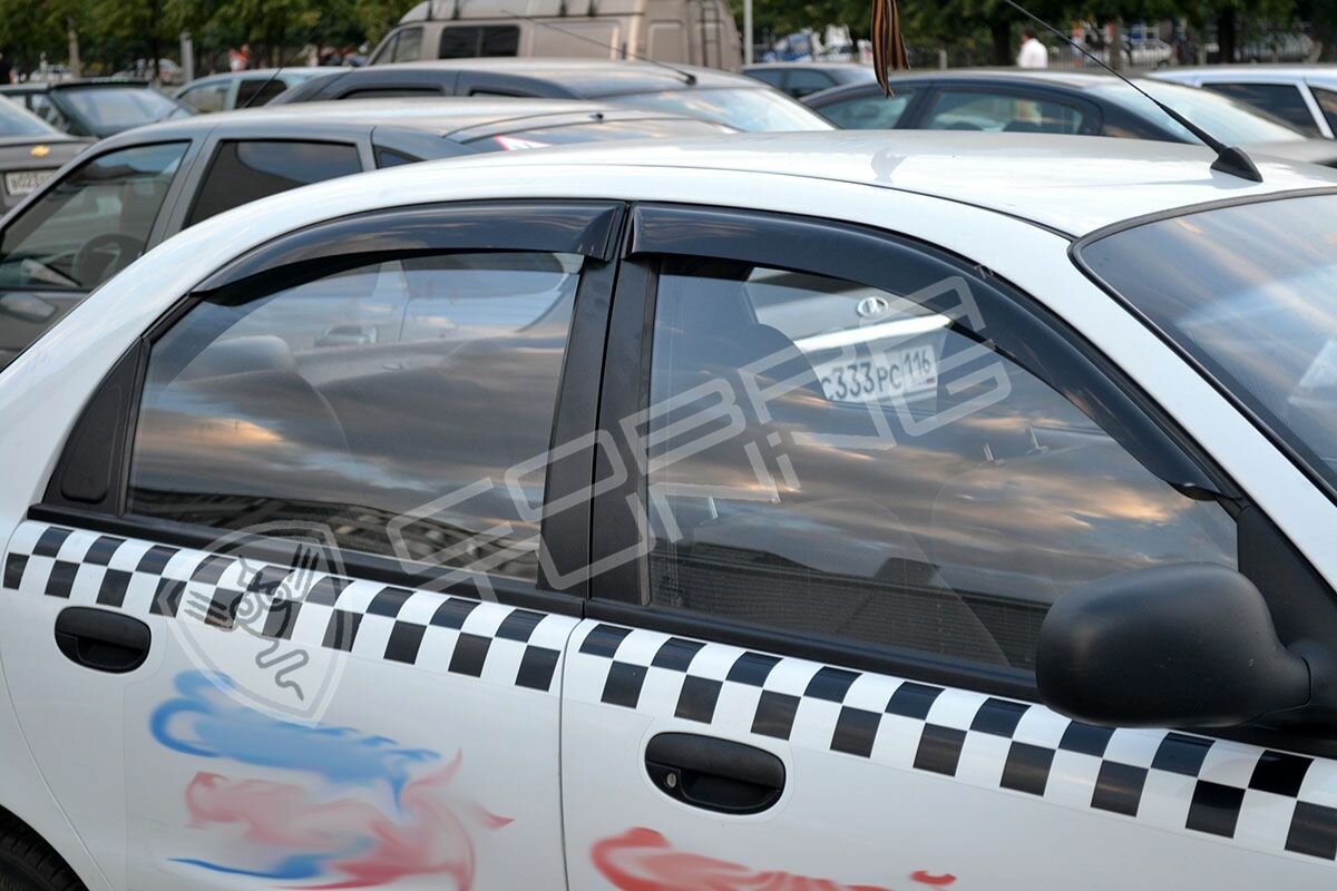 Дефлектора окон Chevrolet Lanos Sd 2005 Cobra tuning C30905