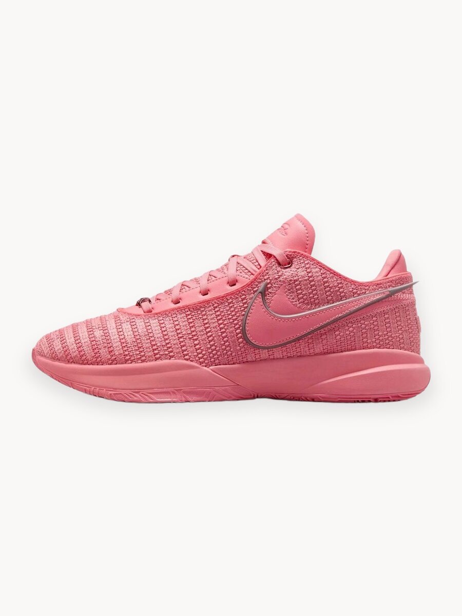 Кроссовки LeBron 20
