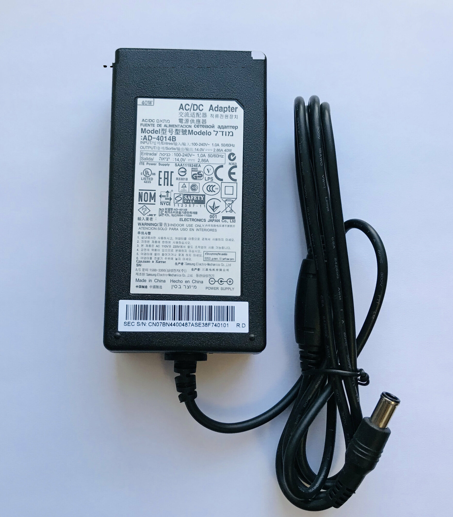 Сетевой адаптер блок питания для монитора и телевизора SAMSUNG AD-4014B AD-4014D 14V-2.86A 40W