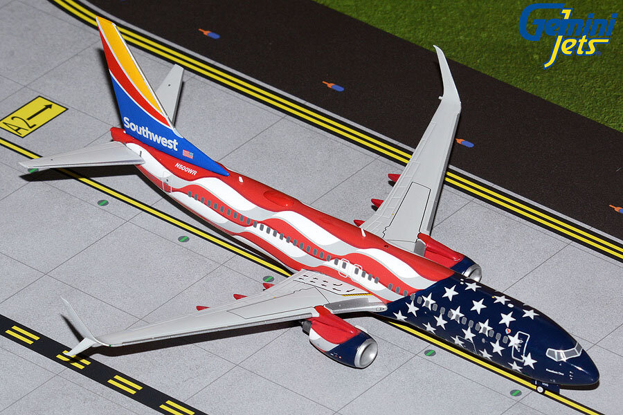 Gemini Jets Модель самолета Boeing 737-800 "Freedom One" Southwest Airlines