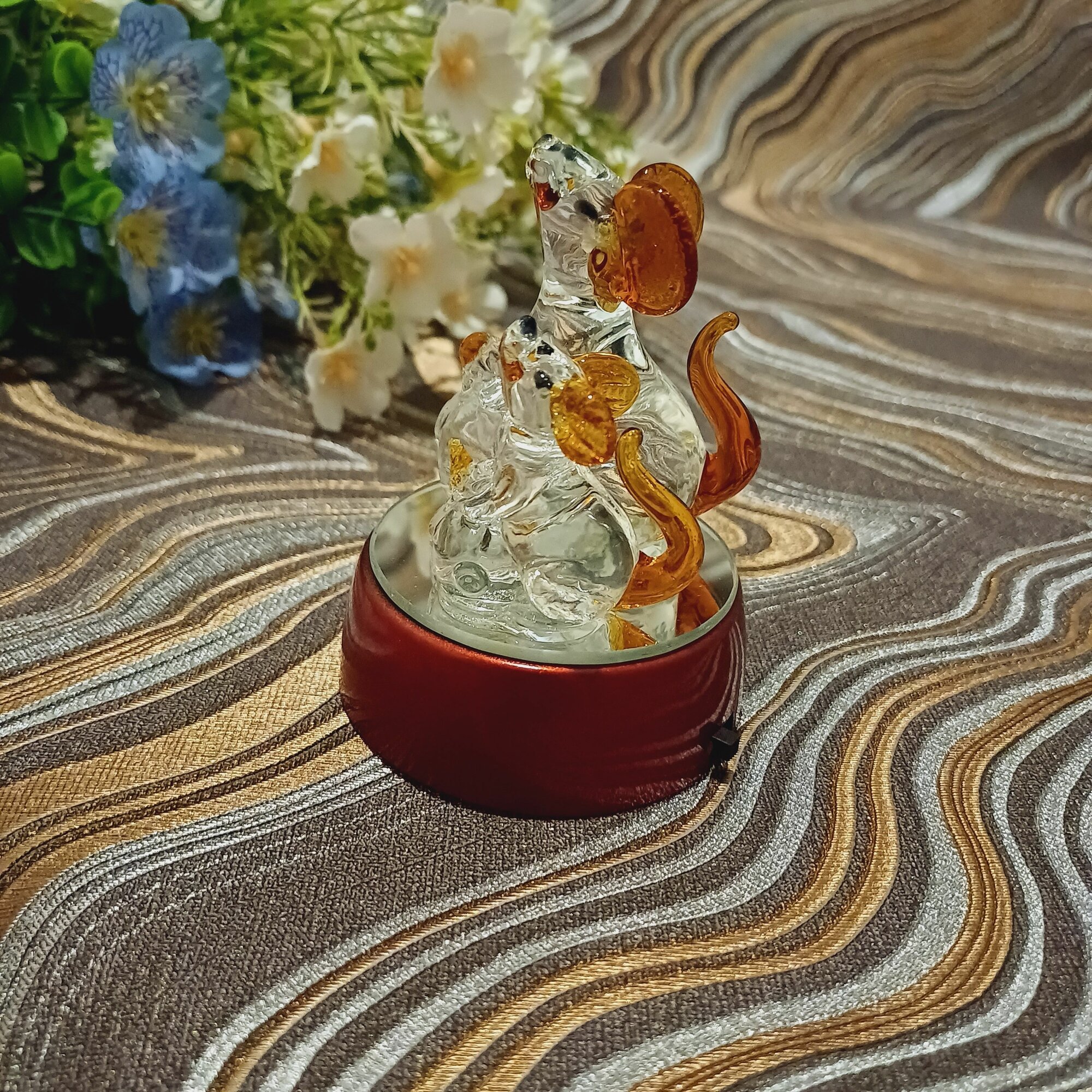 Мышки Стеклянные на Подсветке с Денежным мешком/Чайные