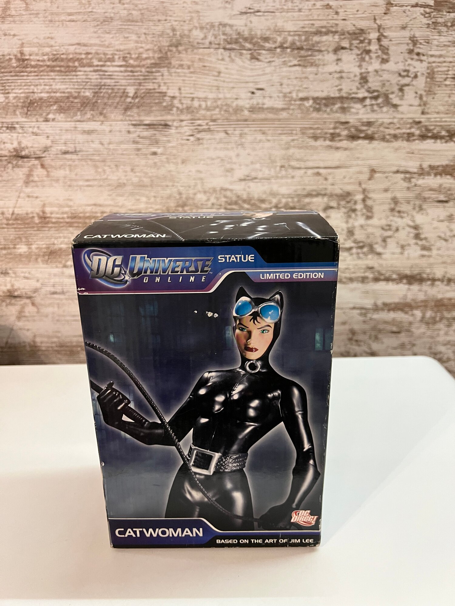 Фигурка DC Женщина Кошка Catwiman Limited Edition DC Universe Statue Limited Edition тираж 5000 штук