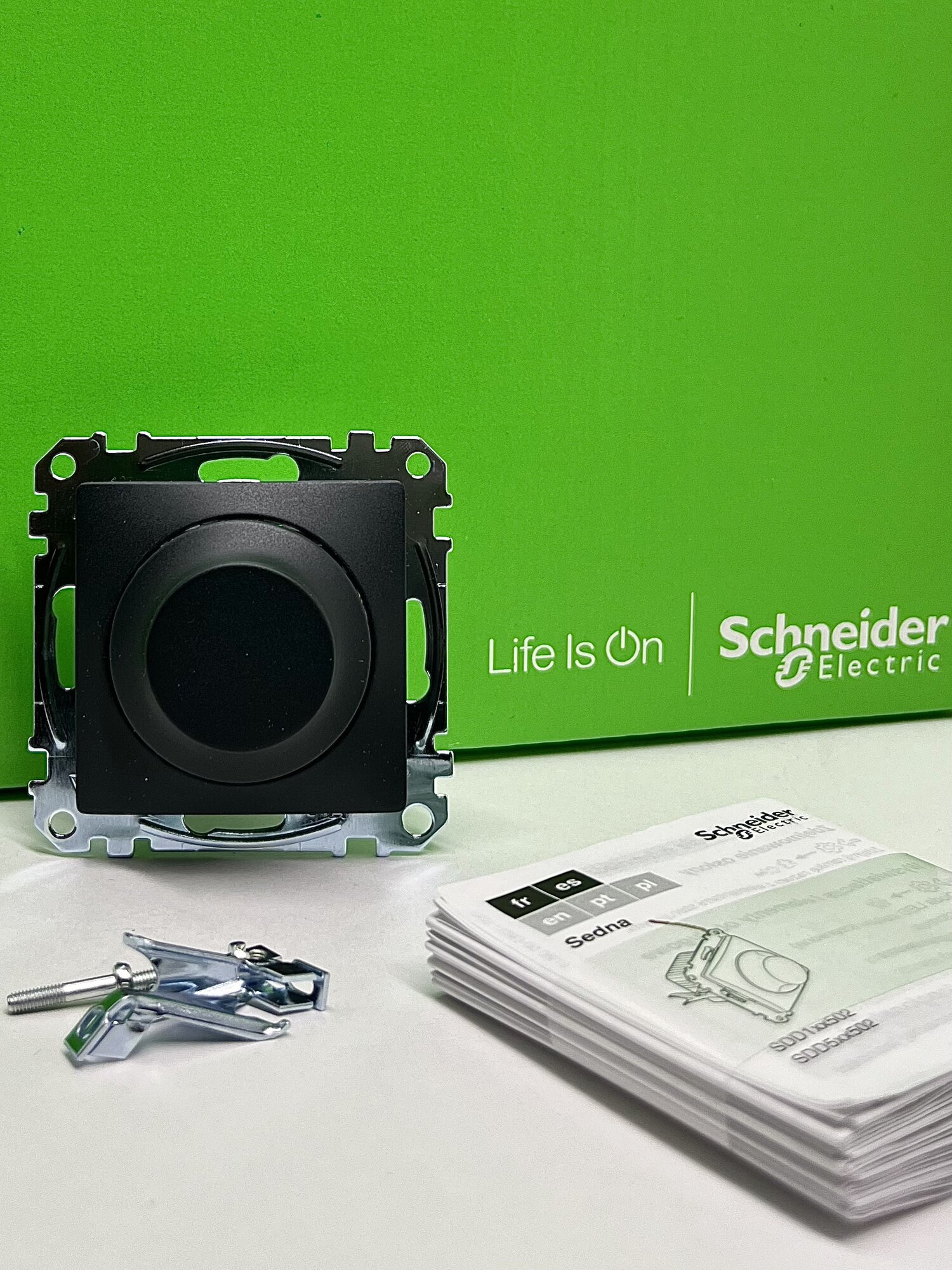 Светорегулятор (диммер) поворотный универсальный Schneider Electric Sedna Design 200 Вт SDD114502, антрацит