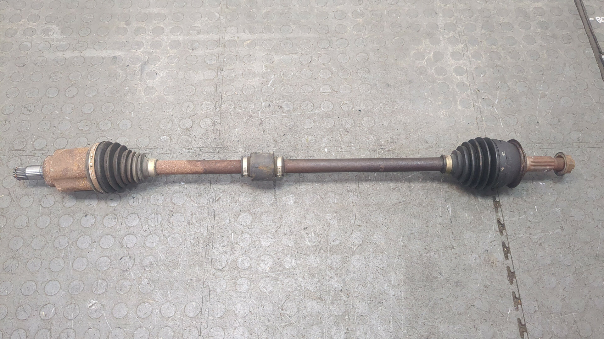 Полуось (вал, шрус) правая передняя Chevrolet Cruze Б/У