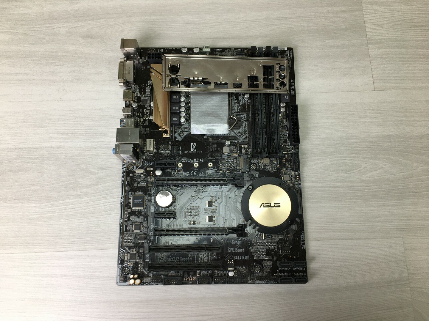 Материнская плата S-1151 ASUS Z170-P Z170/4DDR4/2XUSB3.1/Type-C/DVI/HDMI/M.2/ATX