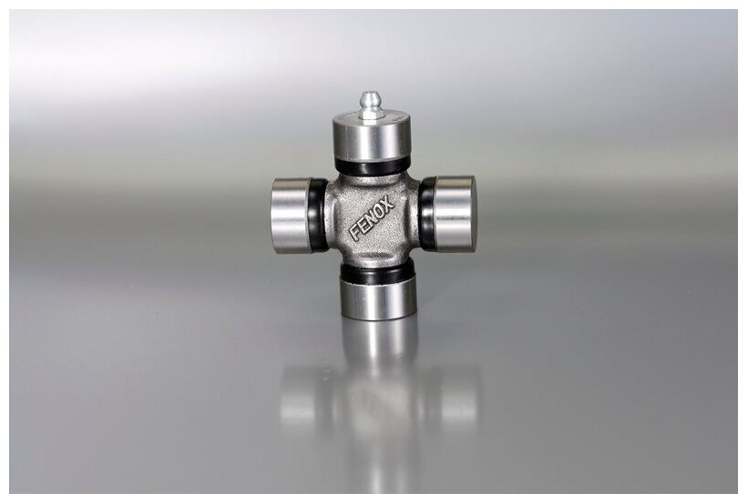 Крестовина карданного вала ВАЗ 2105 со стоп. кольцами (Fenox) UJ80002C3