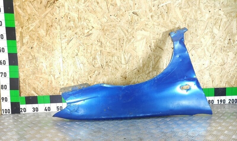 Крыло переднее правое NISSAN Almera N15 631001N930