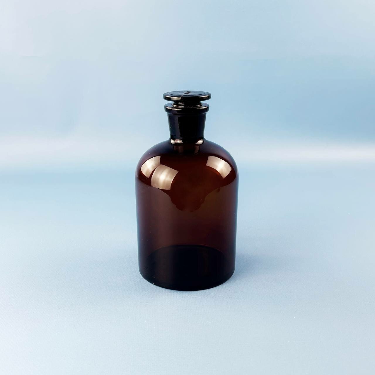 Склянка (штанглас) 5drops, 1000 мл, темное стекло, с притёртой пробкой, узкое горло