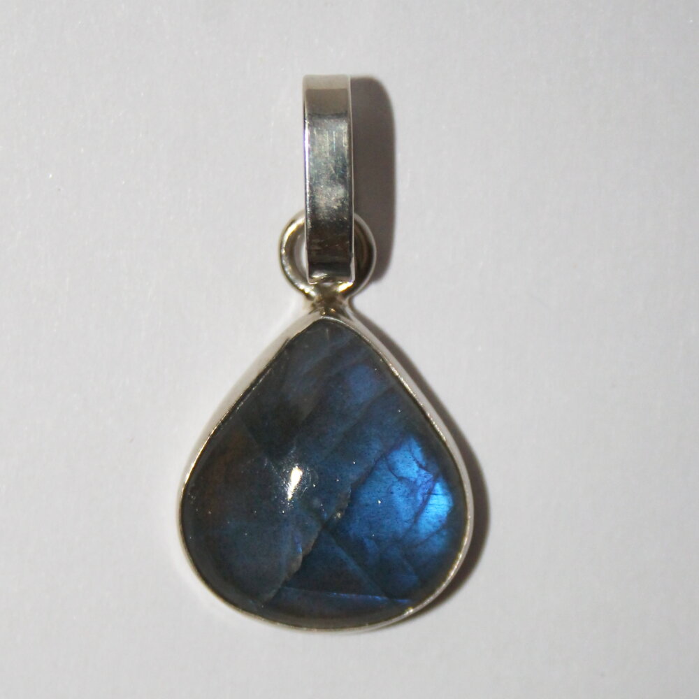 Подвеска, лабрадорит