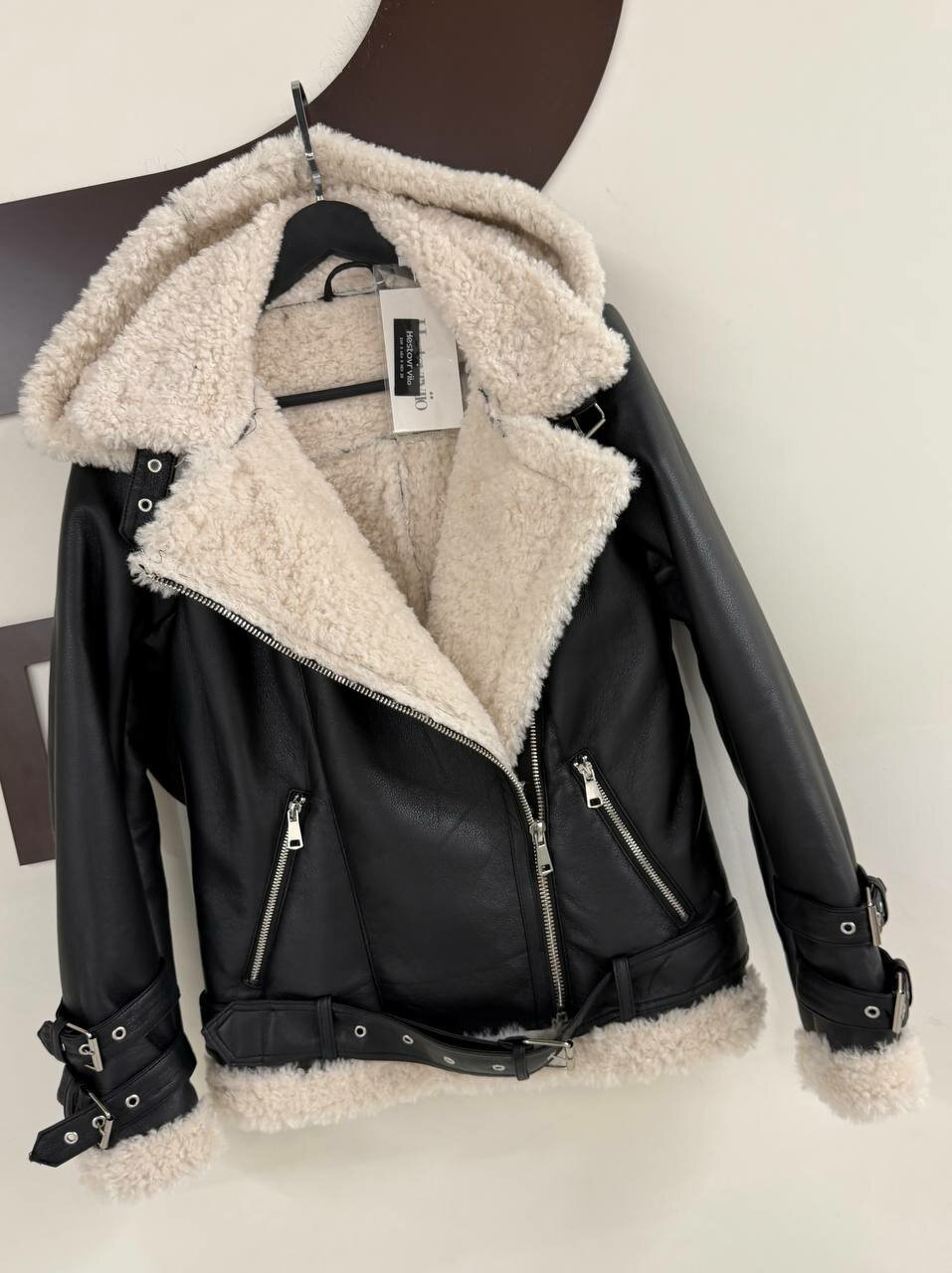 Дублёнка со съемным капюшоном, бежевый мех