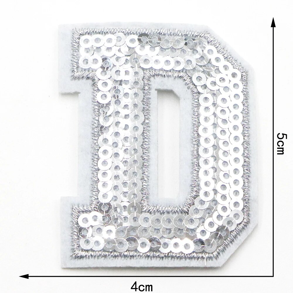 Блестящие вышитые буквы для пошива D