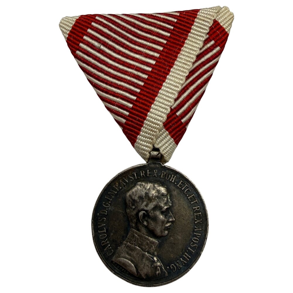 Австро-Венгрия, серебряная медаль "Карл I. За отвагу" II класс 1917-1918 гг. (лот №2)