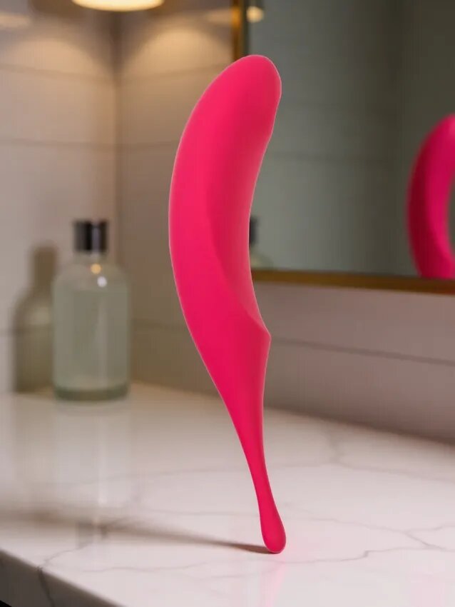 Красный вакуум-волновой стимулятор клитора Satisfyer Twirling Pro