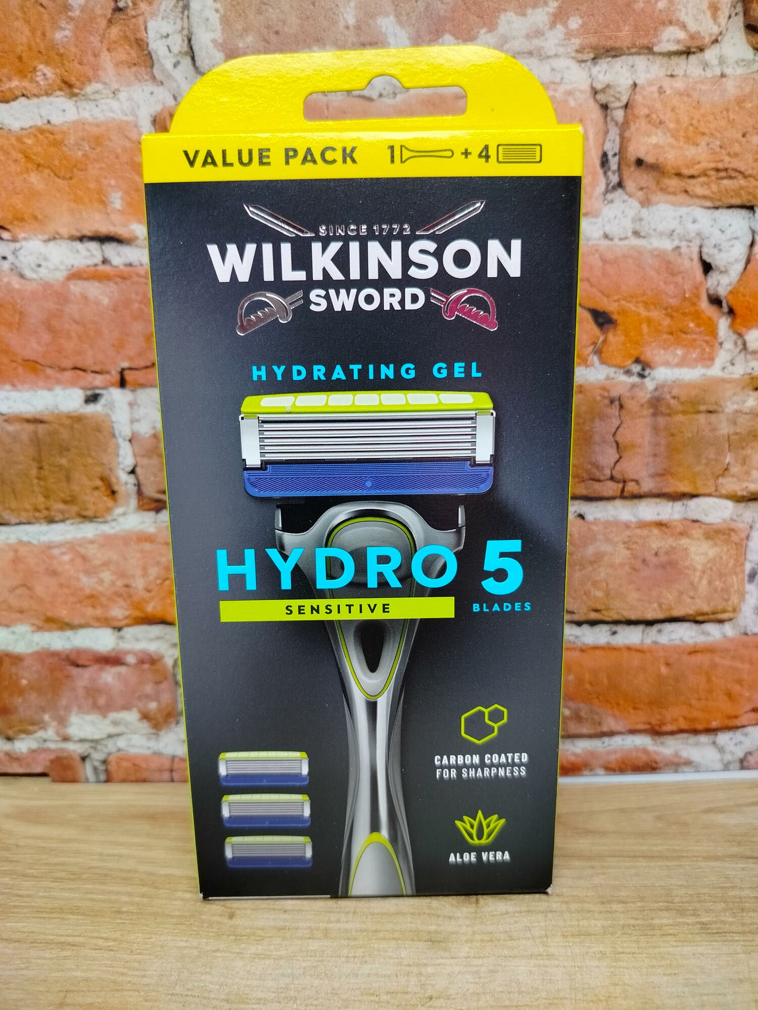 Wilkinson Sword Hydro 5 Sensitive Бритвенный станок со сменными касетами 5 лезвий + 3 кассеты
