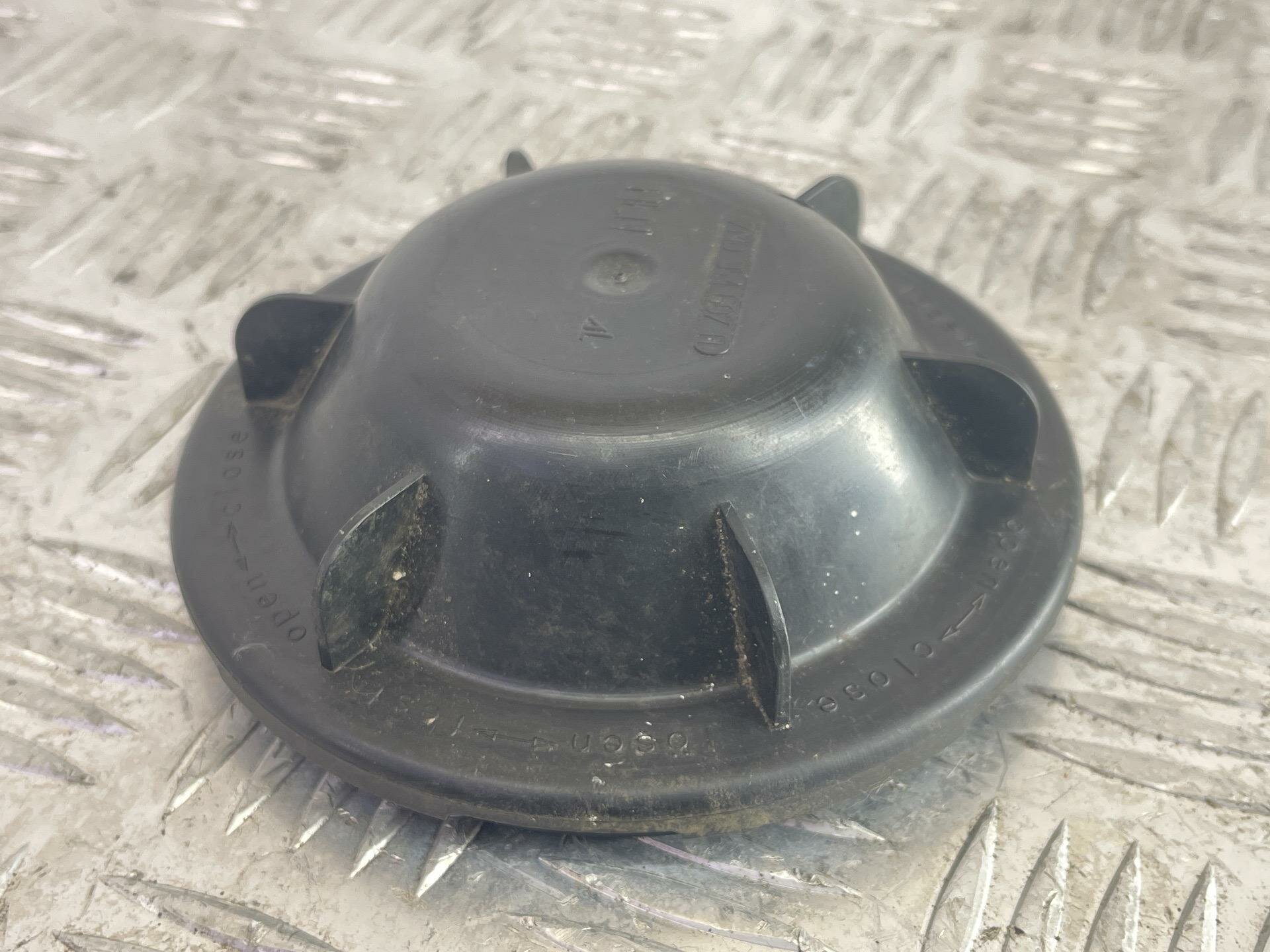 Крышка фары Volkswagen Golf 5 2005 7M0941607A