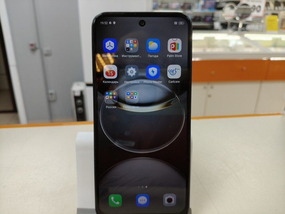 Смартфон TECNO Spark 30C 8/256 ГБ Global для РФ, 2 nano SIM, Orbit Black б/у уценка.
