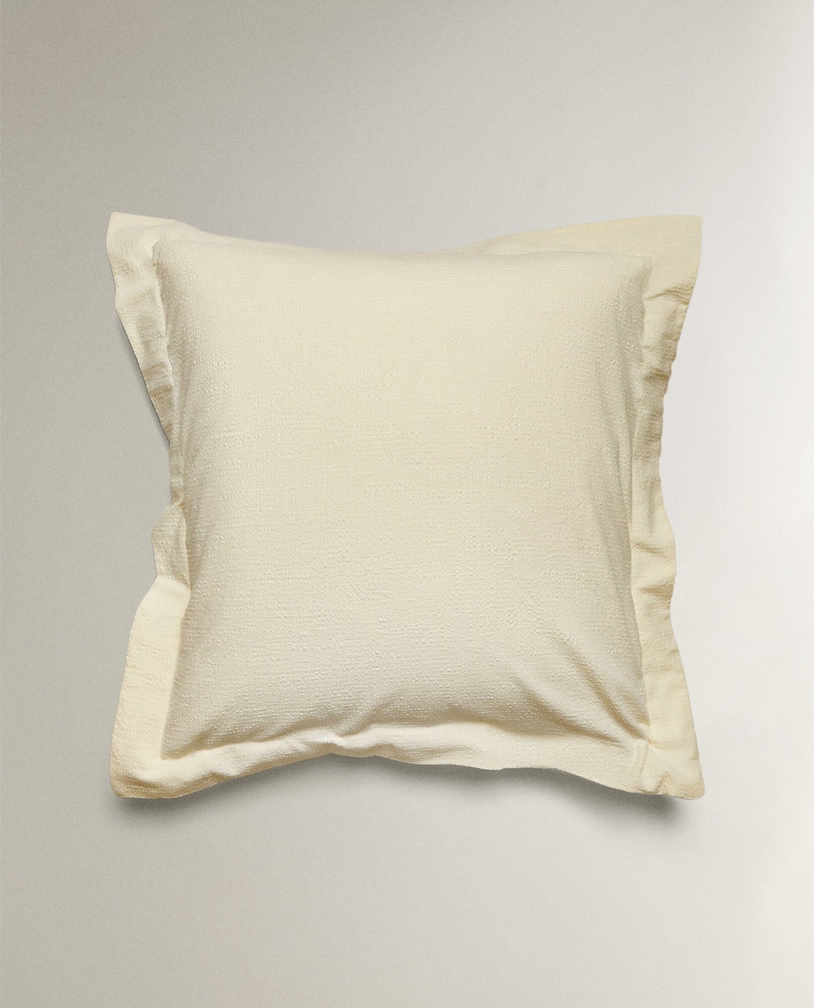 Фактурная хлопковая наволочка, 50 x 75 cm . Бренд - Zara Home