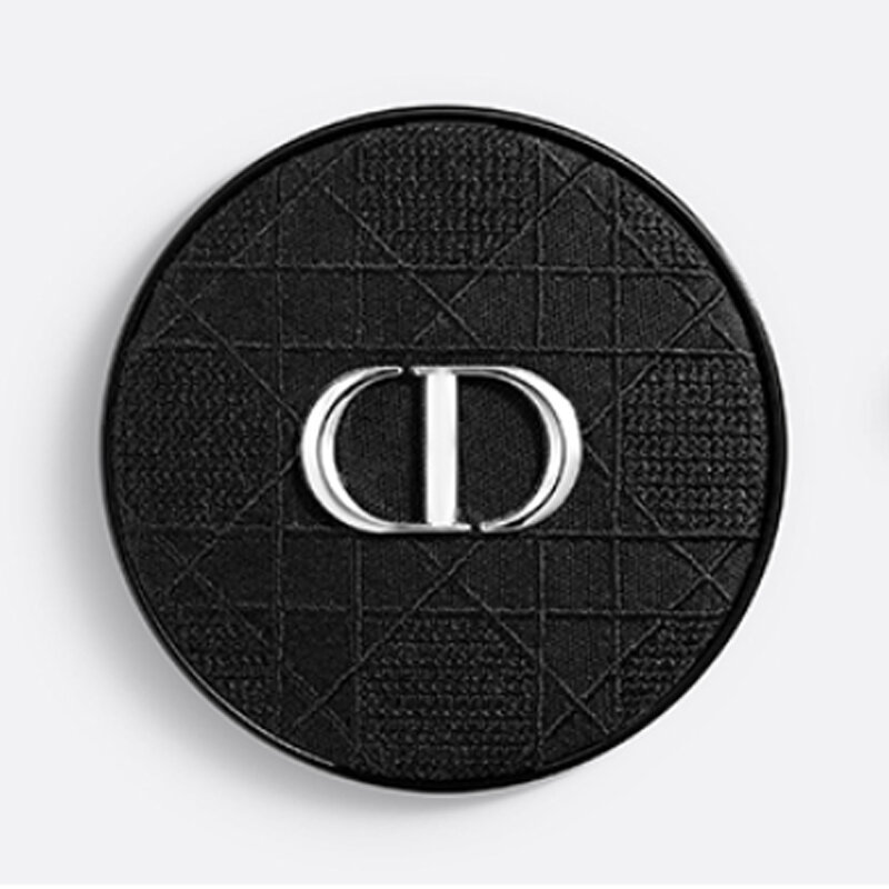 Тональные средства DIOR — фото 1