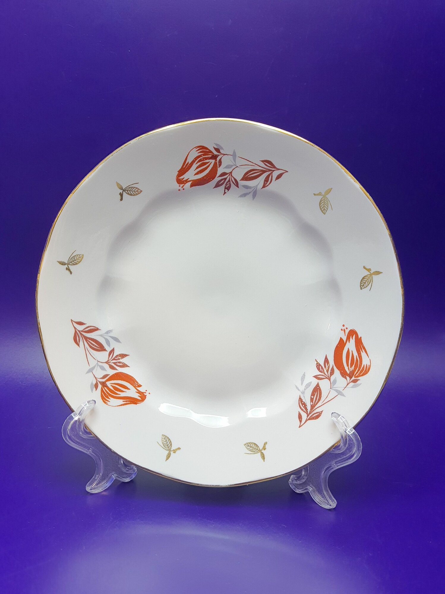 Тарелка плоская с цветочным декором, 17,5 см, фарфор, Рижский ФФЗ, СССР, 1970-1980 гг.
