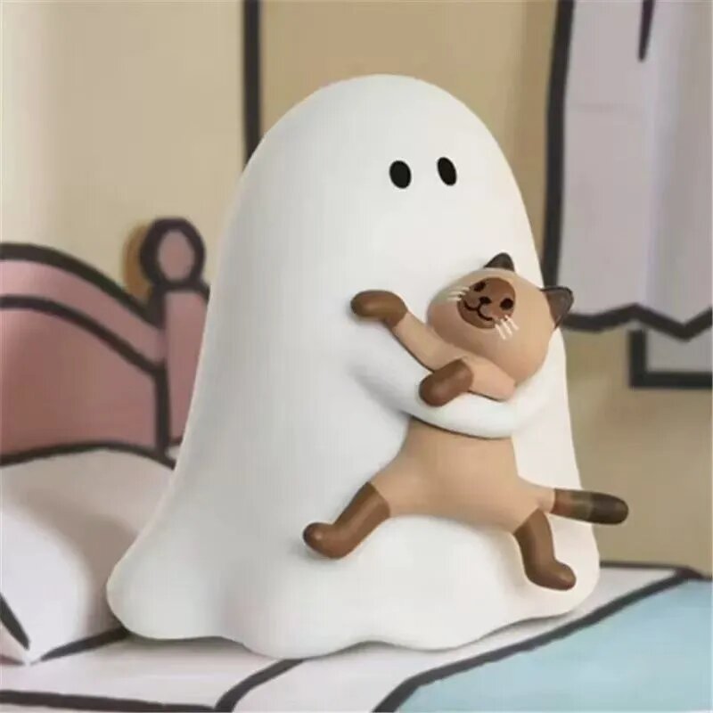 Фигурка 52TOYS Маленький призрак с сиамской кошкой