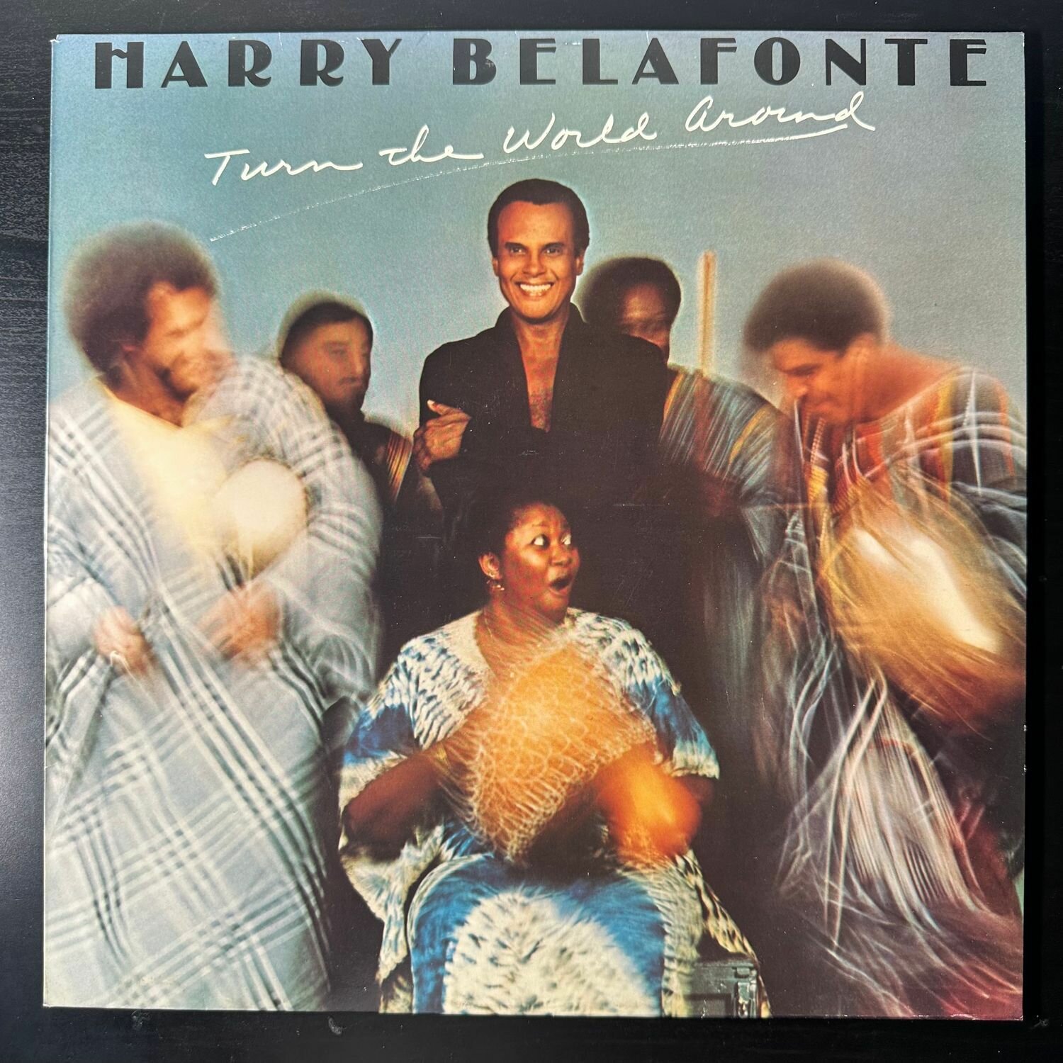 Виниловая пластинка Harry Belafonte - Turn The World Around (Голландия 1977г.)