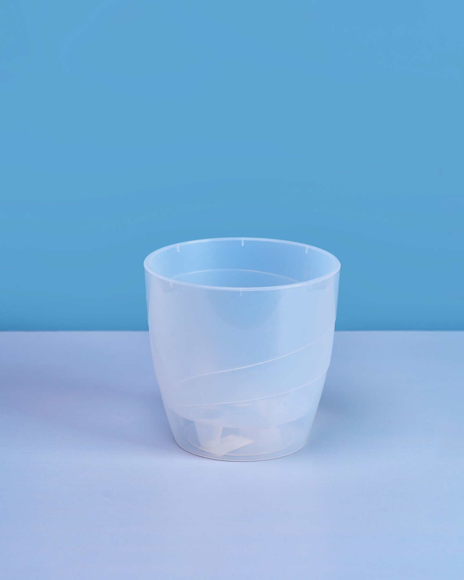 Кашпо для цветов Plast avenue / Пласт Авеню Грация со вставкой, пластиковое прозрачное, диаметр 15см объем 2.0л