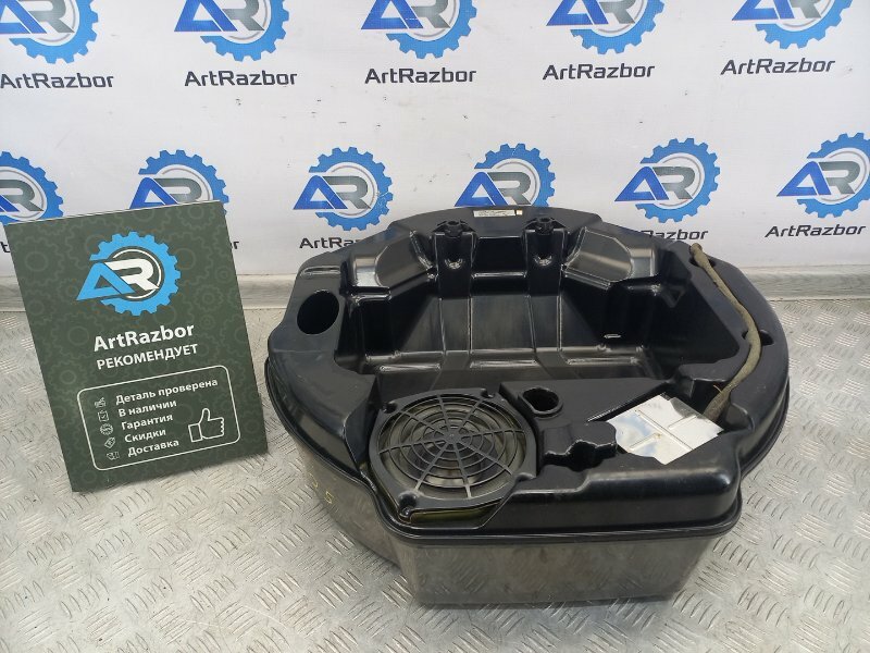 Б/У Сабвуфер Porsche Cayenne 9PA / Порше Кайен 9PA 4.5 M48 340 Л.С 2004