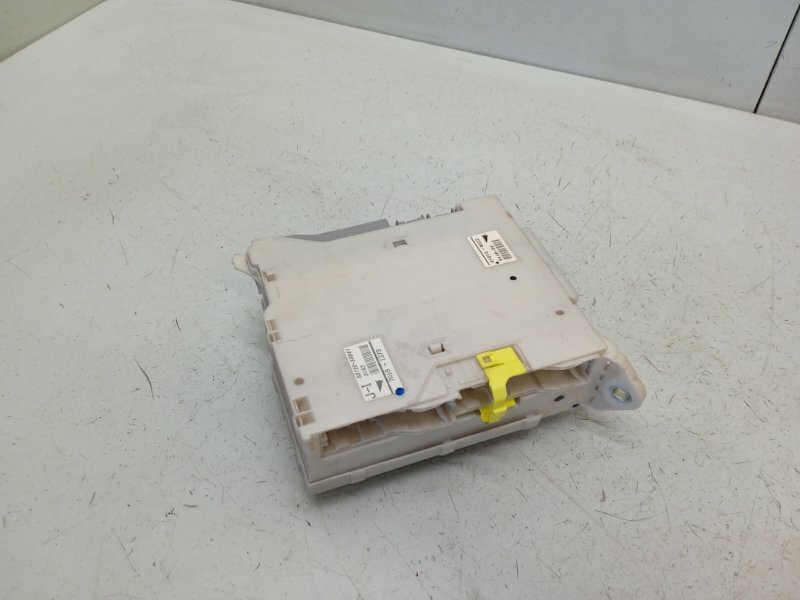 Б/У Лексус GS S190 Блок предохранителей салонный Lexus GS450h 2005-2008 S190 177874 TOYOTA арт. 8273030633, 8273030631, 827...