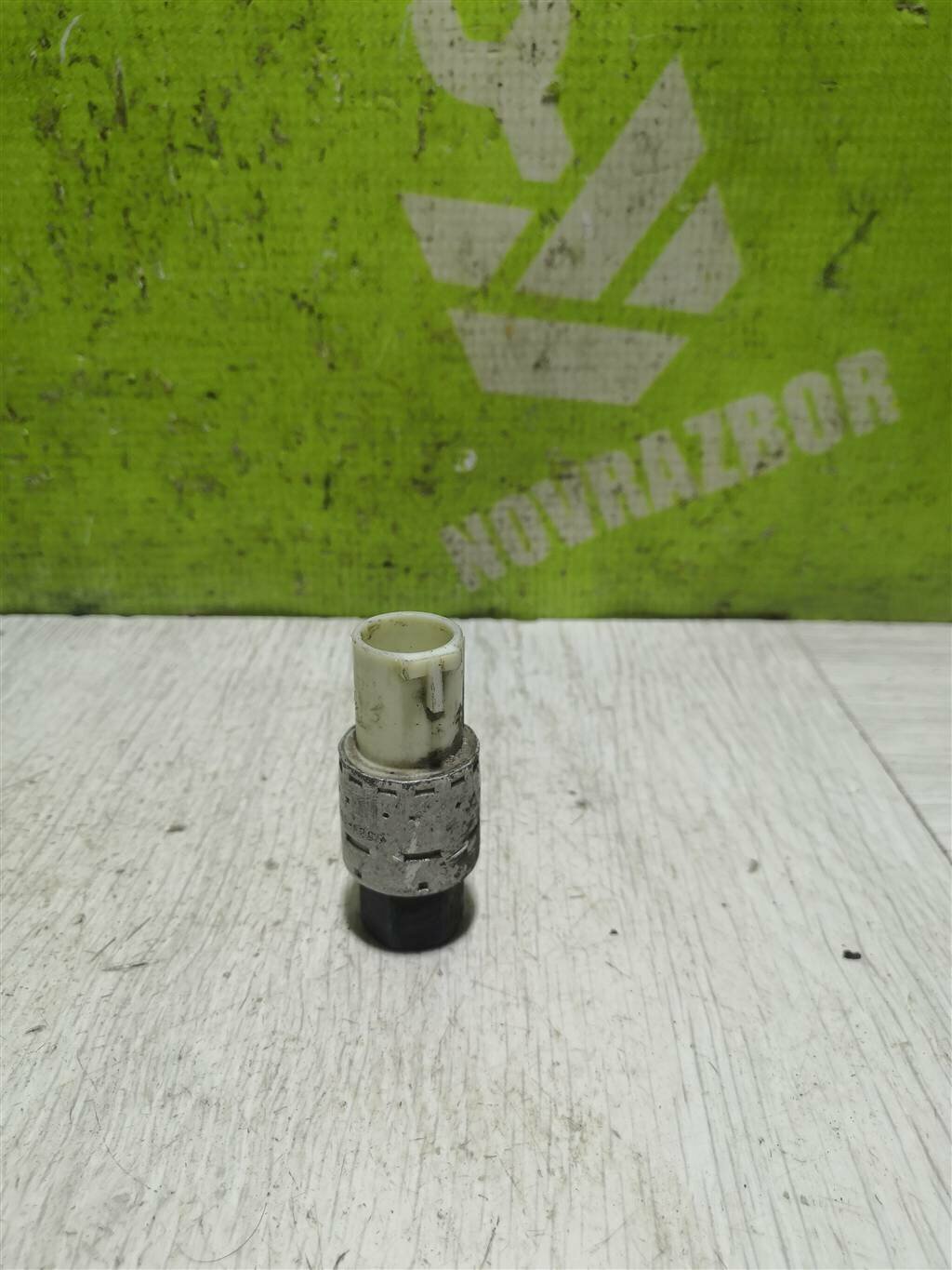 Датчик кондиционера Ford Focus 1 1998-2004
