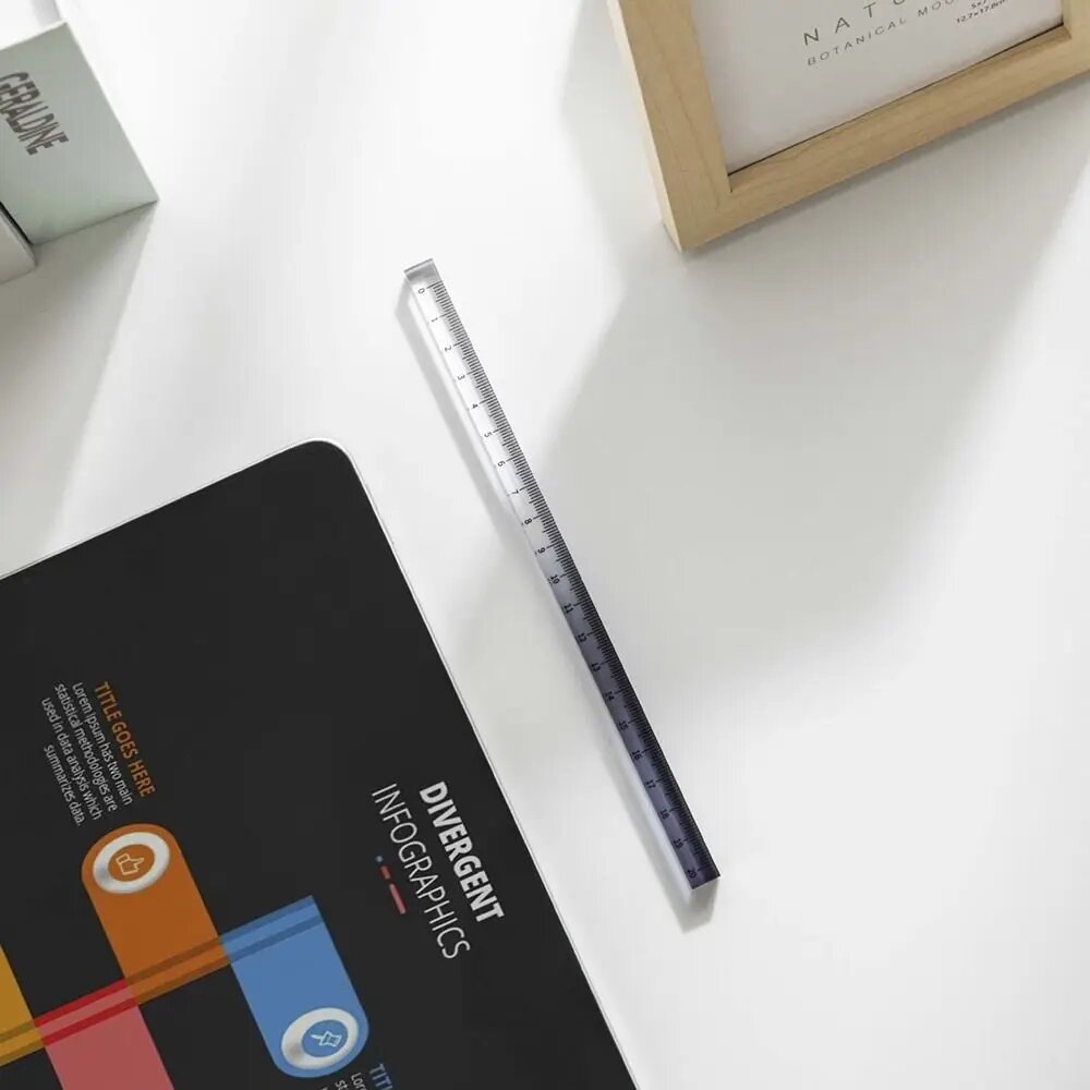 Градиентная прозрачная акриловая линейка 20 см 05