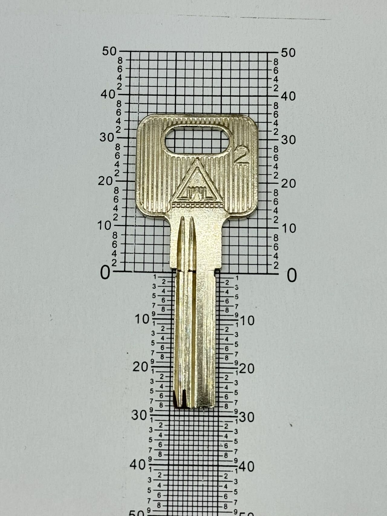Вертикальные ключисазар AP1D 33мм 2паза (квадр. ручка)(E-057)20шт