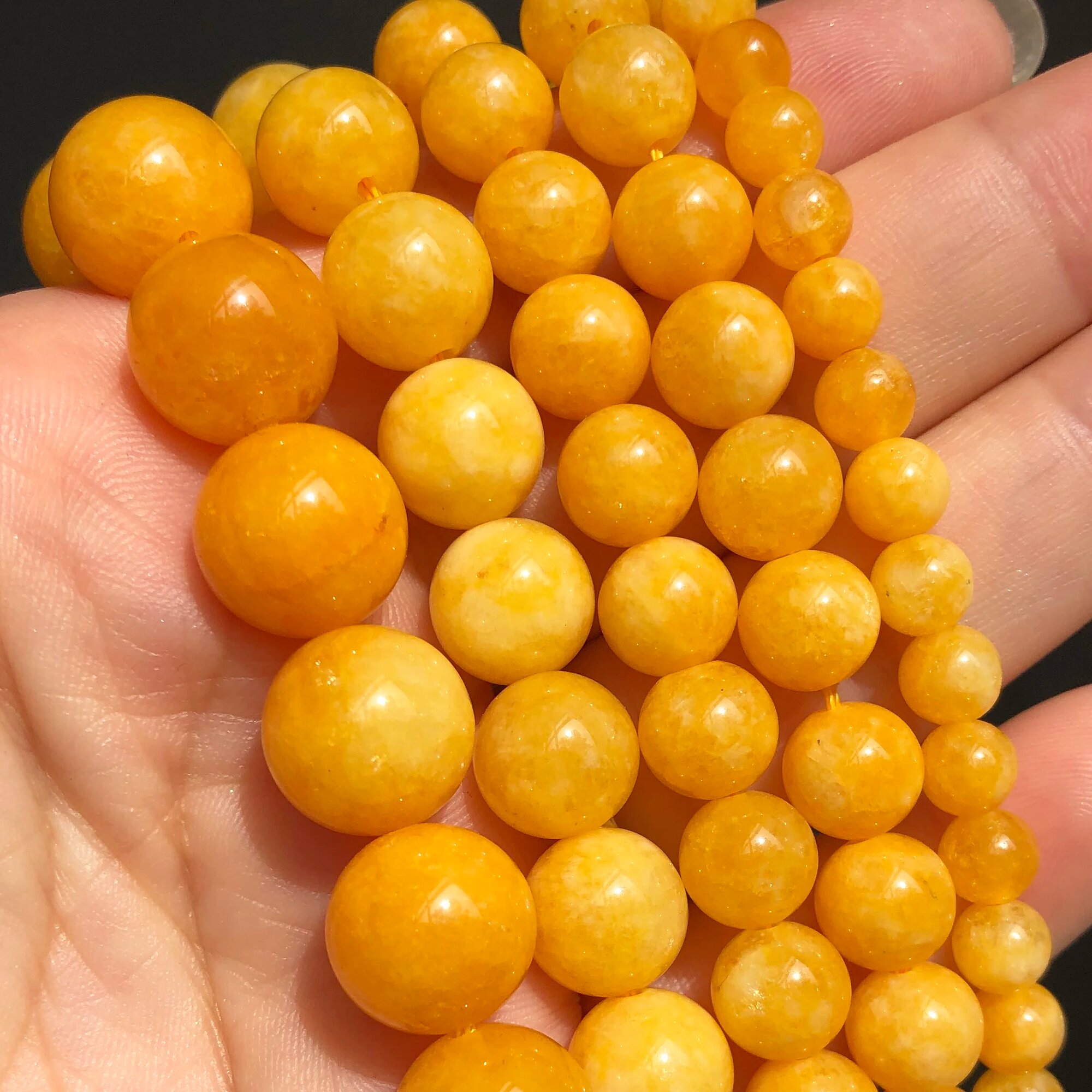 Бусины из нефрита желтого цвета Persia Jade, 10 мм