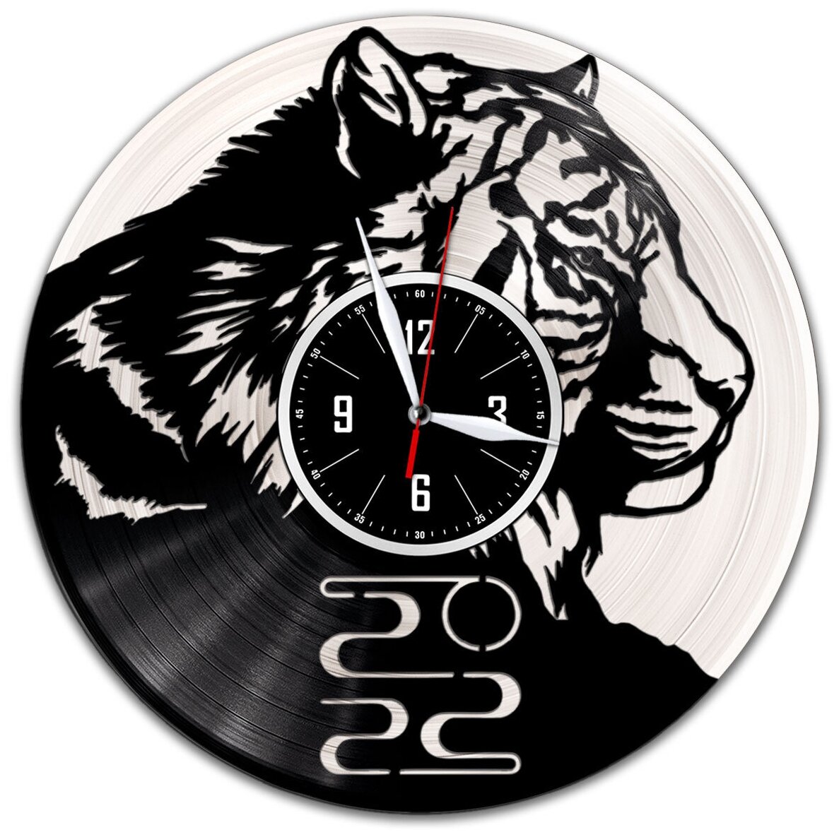 Год тигра - настенные часы из виниловой пластинки (с серебряной подложкой)