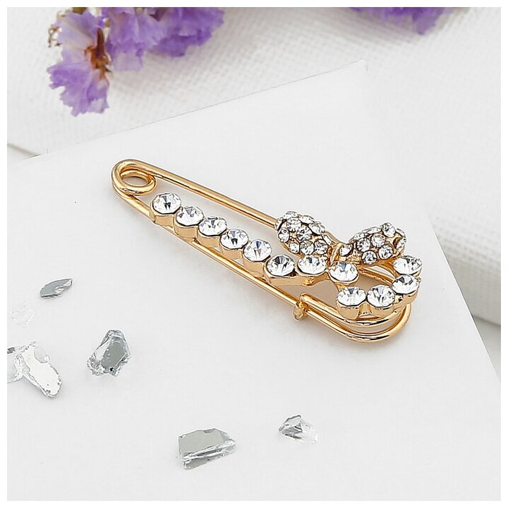 Булавка «Бабочка», 4 см, белая в золоте