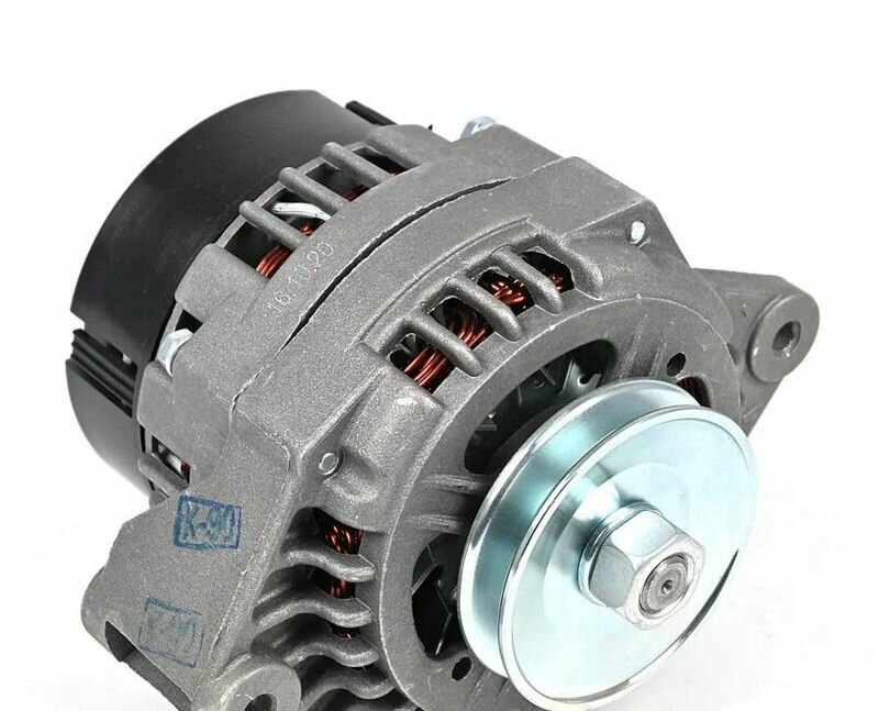 Генератор КЗАТЭ 140А для ВАЗ-21214, ВАЗ-2123 (до октября 2003 г.)