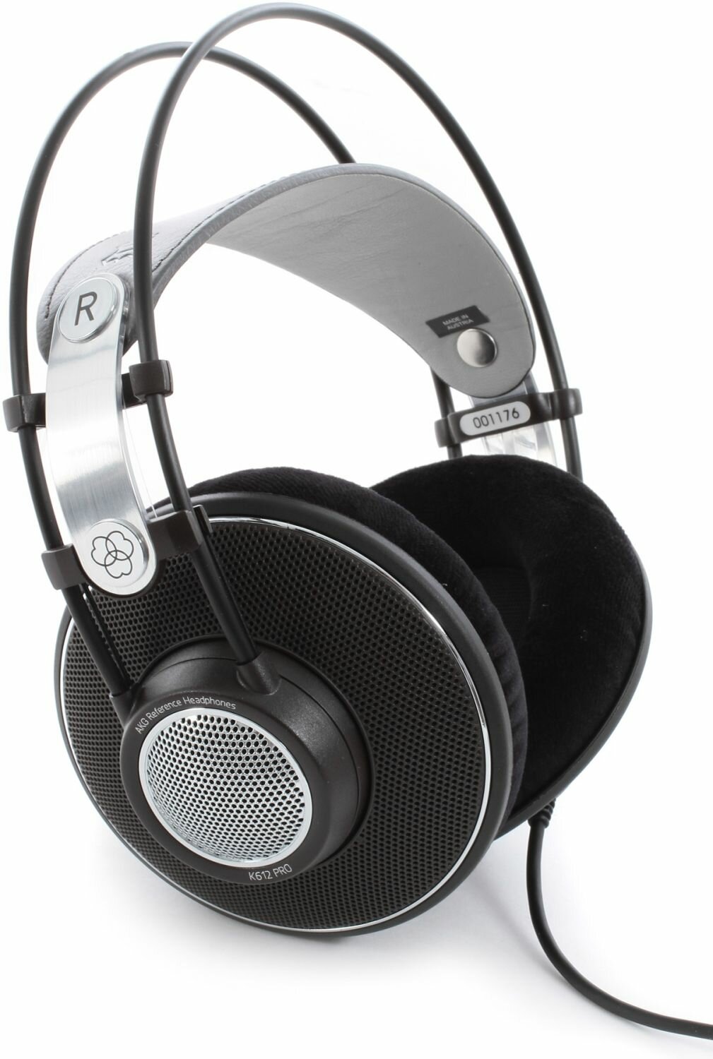 AKG K612PRO - Референсные открытые наушники 120Ом, 1239500 Гц, Кабель 3м