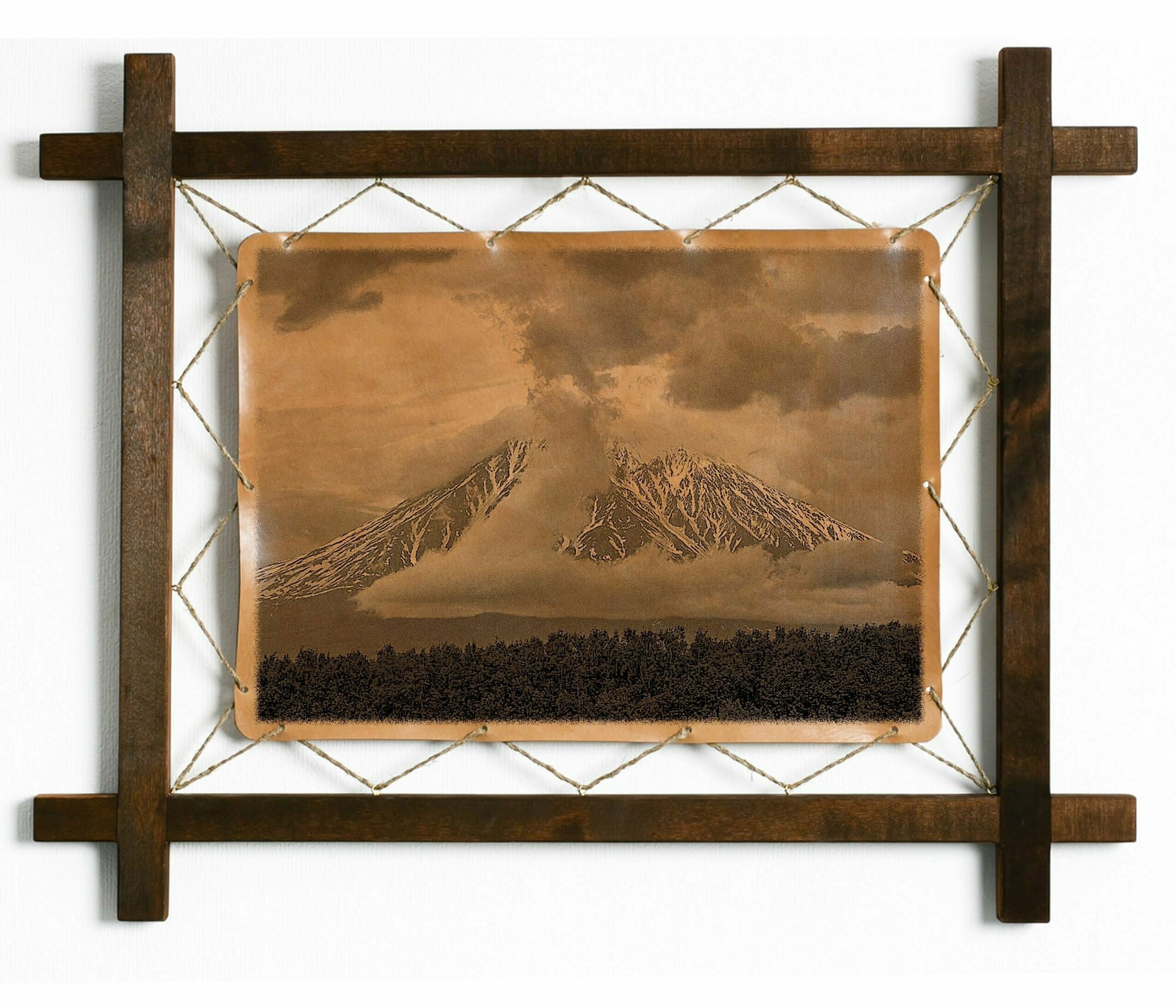 Картина интерьерная, натуральная кожа, "Вулкан", в деревянной раме, BoomGift